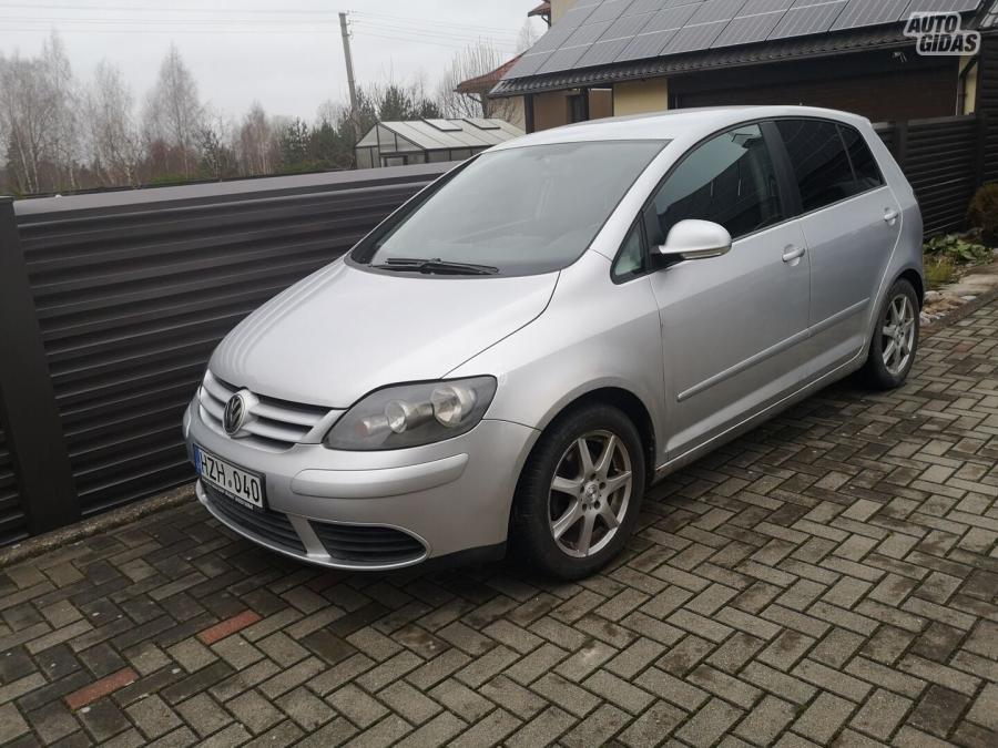 Grey Volkswagen Golf Plus 2005 in Vilnius, with an engine capacity of 1.90 L and mileage of 250 thousand km for 2100 €, photo 1 on AUTOMOTO.COM.LV