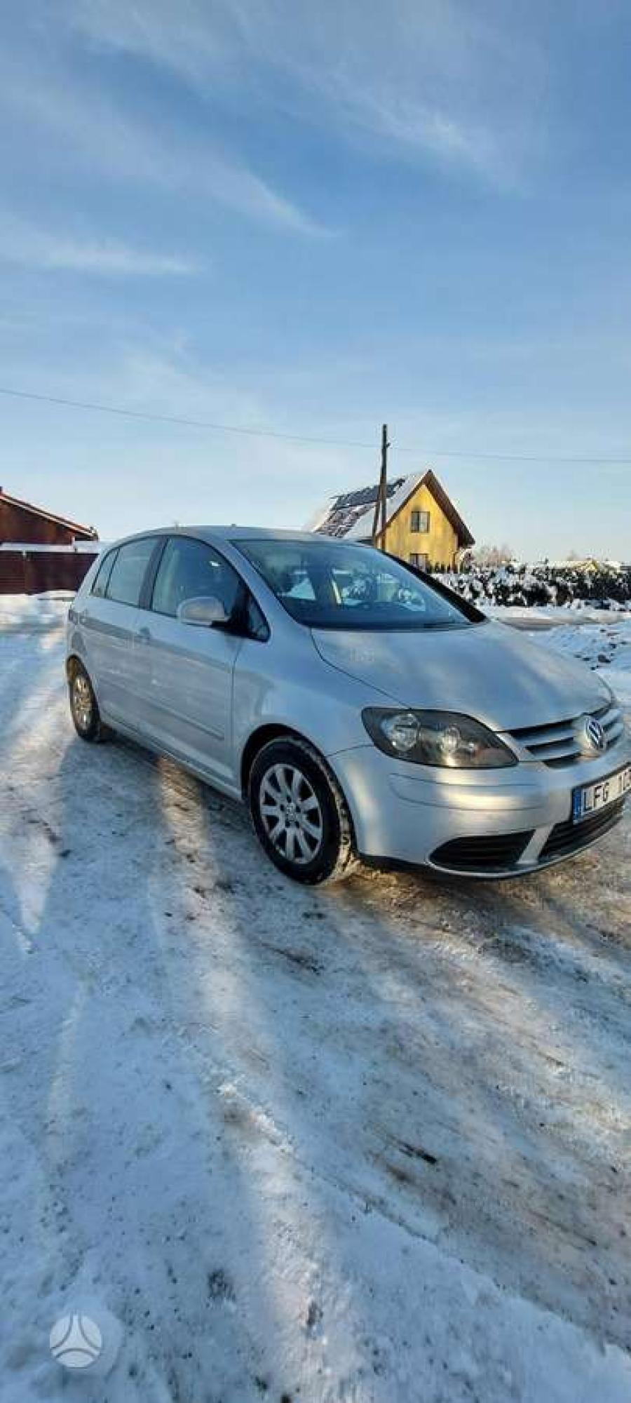 Grey Volkswagen Golf Plus 2005 in Klaipeda, with an engine capacity of 1.90 L and mileage of 182 thousand km for 2500 €, photo 3 on AUTOMOTO.COM.LV