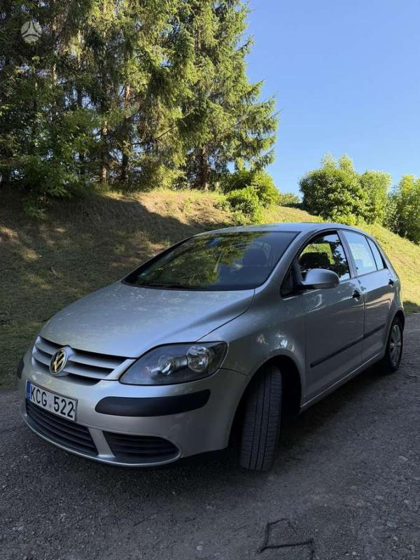 Pelēks Volkswagen Golf Plus 2005 Raseiniai, ar dzinēja tilpumu 1.60 L un nobraukumu 278 tūkst. km par 830 €, foto 2 vietnē AUTOMOTO.COM.LV