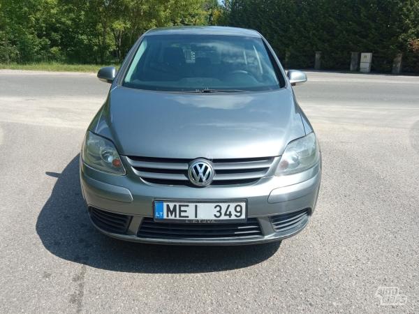 Pelēks Volkswagen Golf Plus 2005 Viļņa, ar dzinēja tilpumu 1.90 L un nobraukumu 294 tūkst. km par 1790 €, foto 8 vietnē AUTOMOTO.COM.LV