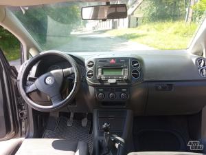 Pelēks Volkswagen Golf Plus 2005 Viļņa, ar dzinēja tilpumu 1.90 L un nobraukumu 294 tūkst. km par 1790 €, foto 19 vietnē AUTOMOTO.COM.LV