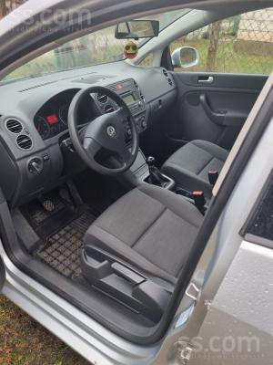 Grey Volkswagen Golf Plus 2005 in Riga, with an engine capacity of 1.90 L and mileage of 227 thousand km for 2900 €, photo 8 on AUTOMOTO.COM.LV