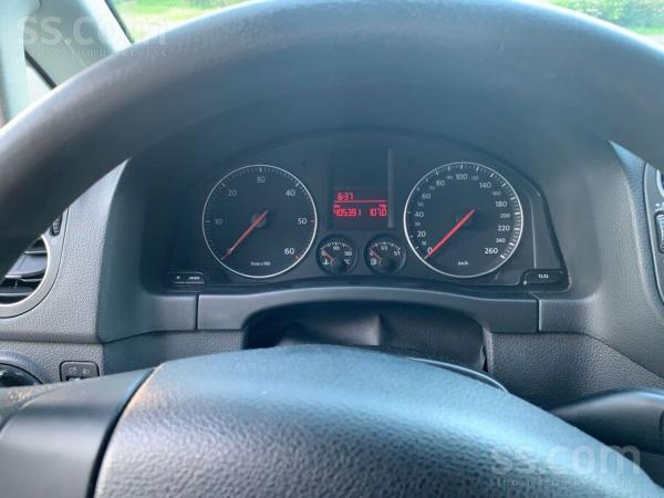 Grey Volkswagen Golf Plus 2005 in Riga, with an engine capacity of 1.90 L and mileage of 406 thousand km for 1280 €, photo 7 on AUTOMOTO.COM.LV