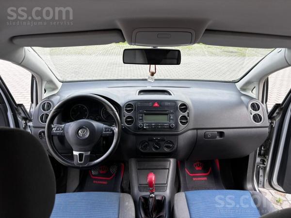 Pelēks Volkswagen Golf Plus 2005 Rīga, ar dzinēja tilpumu 1.90 L un nobraukumu 355 tūkst. km par 1650 €, foto 6 vietnē AUTOMOTO.COM.LV