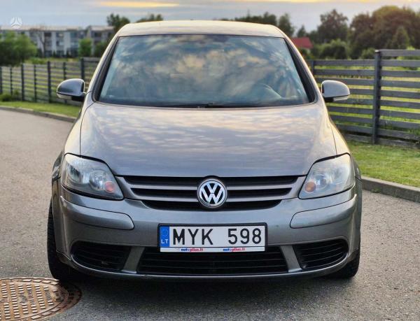 Grey Volkswagen Golf Plus 2005 in Vilnius, with an engine capacity of 1.97 L and mileage of 280 thousand km for 1900 €, photo 2 on AUTOMOTO.COM.LV