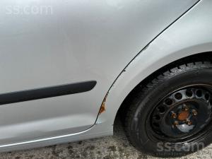 Grey Volkswagen Golf Plus 2005 in Bauska, with an engine capacity of 1.40 L and mileage of 320 thousand km for 1950 €, photo 6 on AUTOMOTO.COM.LV