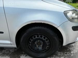 Grey Volkswagen Golf Plus 2005 in Bauska, with an engine capacity of 1.40 L and mileage of 320 thousand km for 1950 €, photo 7 on AUTOMOTO.COM.LV