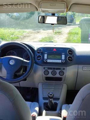 Pelēks Volkswagen Golf Plus 2005 Rīga, ar dzinēja tilpumu 1.90 L un nobraukumu 358 tūkst. km par 1350 €, foto 10 vietnē AUTOMOTO.COM.LV