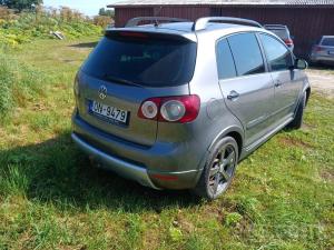 Pelēks Volkswagen Golf Plus 2005 Talsi, ar dzinēja tilpumu 2.00 L un nobraukumu 326 tūkst. km par 1850 €, foto 5 vietnē AUTOMOTO.COM.LV