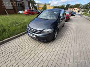Grey Volkswagen Golf Plus 2005 in Riga, with an engine capacity of 2.00 L and mileage of 310 thousand km for 1000 €, photo 3 on AUTOMOTO.COM.LV