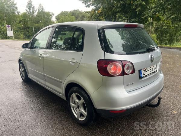 Grey Volkswagen Golf Plus 2005 in Rezekne, with an engine capacity of 1.90 L and mileage of 288 thousand km for 3150 €, photo 4 on AUTOMOTO.COM.LV