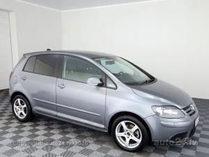 Pelēks Volkswagen Golf Plus 2005 Tallina, ar dzinēja tilpumu 2.00 L un nobraukumu 305 tūkst. km par 999 €, foto  vietnē AUTOMOTO.COM.LV