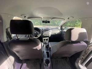 Grey Volkswagen Golf Plus 2005 in Vilnius, with an engine capacity of 1.60 L and mileage of 255 thousand km for 1300 €, photo 16 on AUTOMOTO.COM.LV