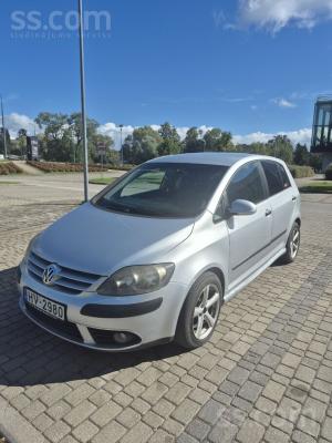 Grey Volkswagen Golf Plus 2005 in Rezekne, with an engine capacity of 1.90 L and mileage of 370 thousand km for 1550 €, photo  on AUTOMOTO.COM.LV