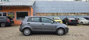 Grey Volkswagen Golf Plus 2005 in Valmiera, with an engine capacity of 1.90 L and mileage of 0 thousand km for 1200 €, photo 3 on AUTOMOTO.COM.LV