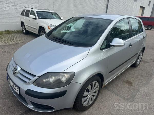 Pelēks Volkswagen Golf Plus 2006 Rīga, ar dzinēja tilpumu 1.90 L un nobraukumu 294 tūkst. km par 1450 €, foto 2 vietnē AUTOMOTO.COM.LV