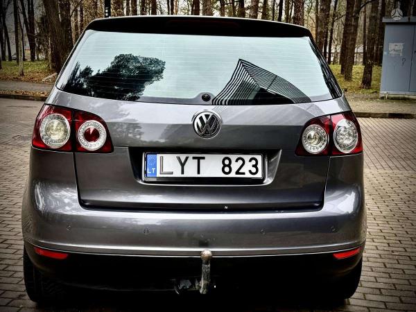 Grey Volkswagen Golf Plus 2006 in Alytus, with an engine capacity of 1.97 L and mileage of 310 thousand km for 2899 €, photo 6 on AUTOMOTO.COM.LV