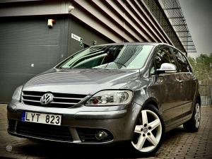 Grey Volkswagen Golf Plus 2006 in Alytus, with an engine capacity of 1.97 L and mileage of 310 thousand km for 2899 €, photo 12 on AUTOMOTO.COM.LV