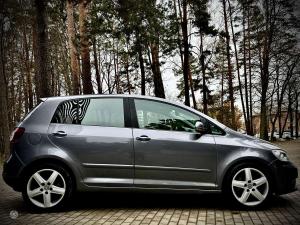 Grey Volkswagen Golf Plus 2006 in Alytus, with an engine capacity of 1.97 L and mileage of 310 thousand km for 2899 €, photo 24 on AUTOMOTO.COM.LV