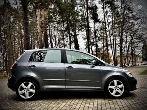 Grey Volkswagen Golf Plus 2006 in Alytus, with an engine capacity of 1.97 L and mileage of 310 thousand km for 3199 €, photo 3 on AUTOMOTO.COM.LV