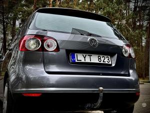 Grey Volkswagen Golf Plus 2006 in Alytus, with an engine capacity of 1.97 L and mileage of 310 thousand km for 3199 €, photo 8 on AUTOMOTO.COM.LV