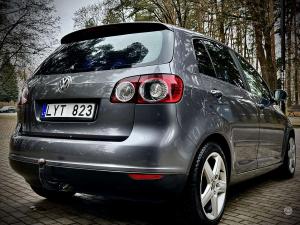 Grey Volkswagen Golf Plus 2006 in Alytus, with an engine capacity of 1.97 L and mileage of 310 thousand km for 3199 €, photo 26 on AUTOMOTO.COM.LV