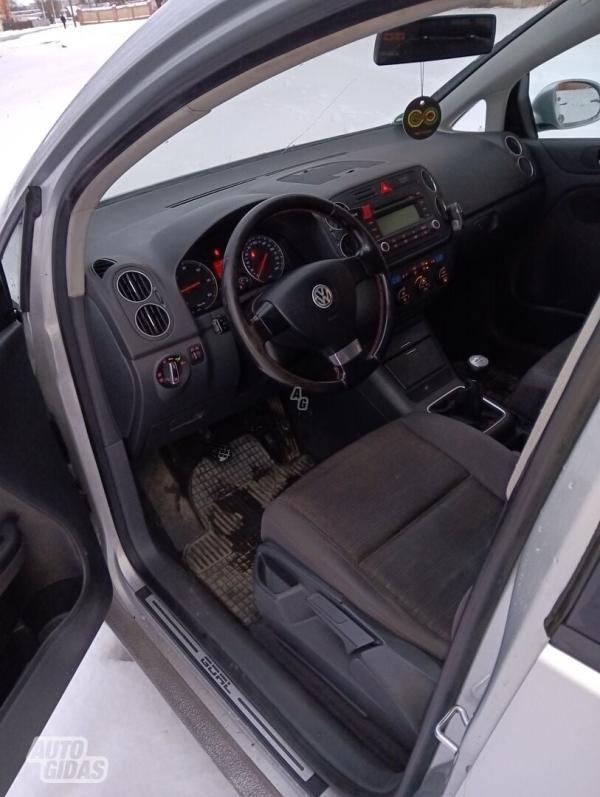 Серый Фольксваген Гольф Плюс 2006 в Шяуляй, объемом двигателя 1.90 л и пробегом 285 тыс. км за 1800 €, фото 8 на AUTOMOTO.COM.LV