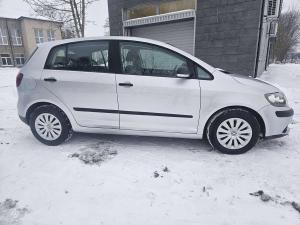 Pelēks Volkswagen Golf Plus 2006 Radviliškis, ar dzinēja tilpumu 1.60 L un nobraukumu 135 tūkst. km par 3500 €, foto 2 vietnē AUTOMOTO.COM.LV