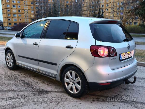 Grey Volkswagen Golf Plus 2006 in Tartu, with an engine capacity of 2.00 L and mileage of 362 thousand km for 1299 €, photo 6 on AUTOMOTO.COM.LV