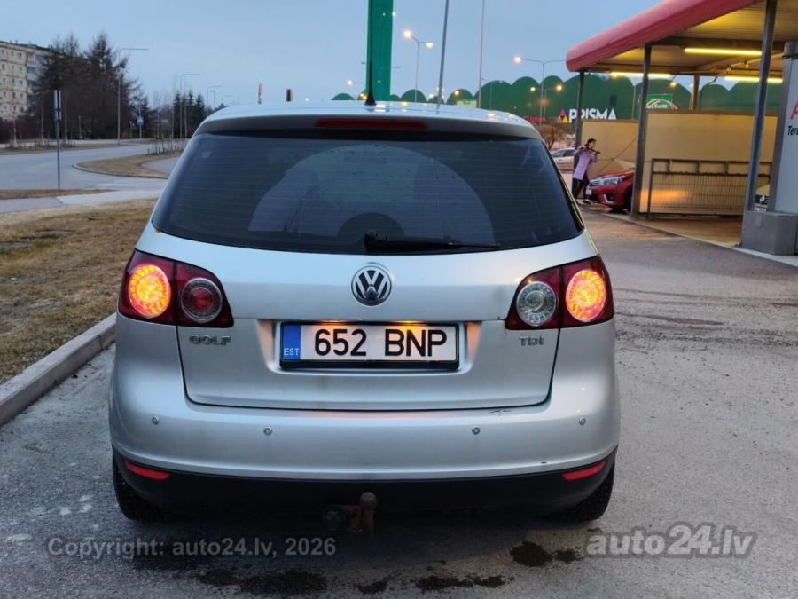 Pelēks Volkswagen Golf Plus 2006 Tartu, ar dzinēja tilpumu 2.00 L un nobraukumu 362 tūkst. km par 1299 €, foto 5 vietnē AUTOMOTO.COM.LV