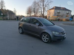 Grey Volkswagen Golf Plus 2006 in Vilnius, with an engine capacity of 1.90 L and mileage of 2751 thousand km for 1500 €, photo 6 on AUTOMOTO.COM.LV