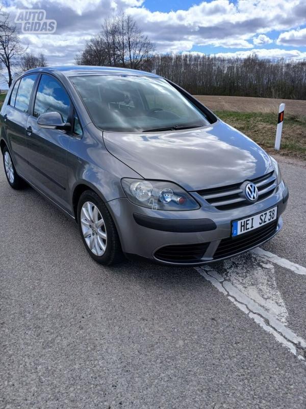 Pelēks Volkswagen Golf Plus 2006 Mažeikiai, ar dzinēja tilpumu 1.90 L un nobraukumu 272 tūkst. km par 2999 €, foto 10 vietnē AUTOMOTO.COM.LV