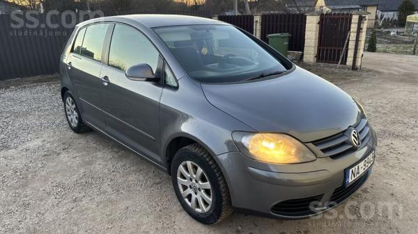 Pelēks Volkswagen Golf Plus 2006 Rēzekne, ar dzinēja tilpumu 1.90 L un nobraukumu 376 tūkst. km par 1850 €, foto 6 vietnē AUTOMOTO.COM.LV