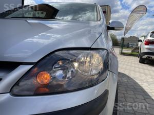 Pelēks Volkswagen Golf Plus 2006 Talsi, ar dzinēja tilpumu 1.90 L un nobraukumu 282 tūkst. km par 2350 €, foto 19 vietnē AUTOMOTO.COM.LV