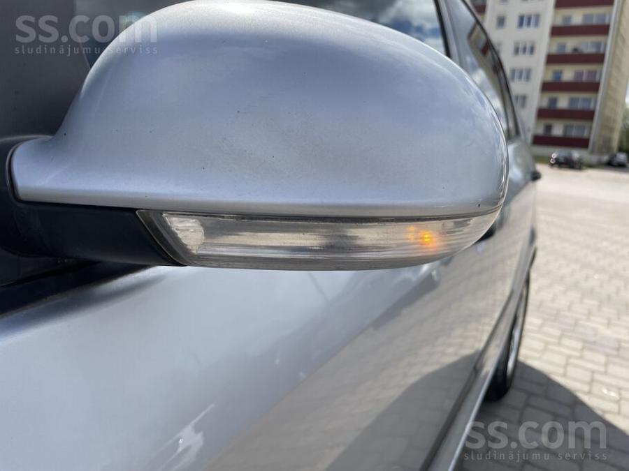 Pelēks Volkswagen Golf Plus 2006 Talsi, ar dzinēja tilpumu 1.90 L un nobraukumu 282 tūkst. km par 2350 €, foto 20 vietnē AUTOMOTO.COM.LV