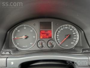 Pelēks Volkswagen Golf Plus 2006 Talsi, ar dzinēja tilpumu 1.90 L un nobraukumu 282 tūkst. km par 2350 €, foto 26 vietnē AUTOMOTO.COM.LV