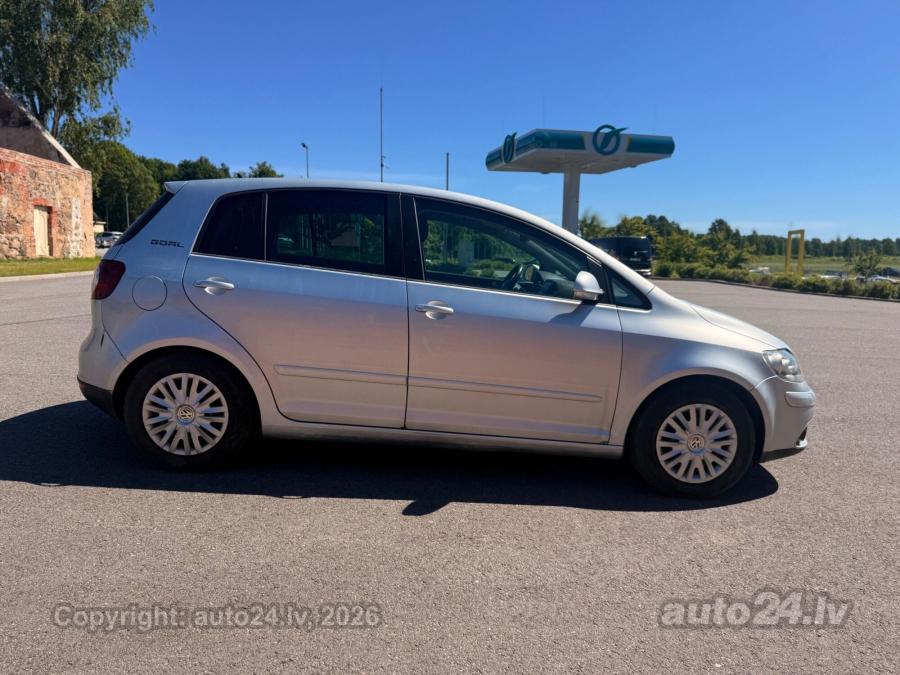 Grey Volkswagen Golf Plus 2006 in Tartu, with an engine capacity of 1.90 L and mileage of 282 thousand km for 1850 €, photo 4 on AUTOMOTO.COM.LV