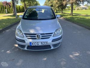 Pelēks Volkswagen Golf Plus 2006 Raseiniai, ar dzinēja tilpumu 1.60 L un nobraukumu 279 tūkst. km par 850 €, foto 3 vietnē AUTOMOTO.COM.LV