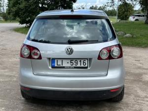Grey Volkswagen Golf Plus 2006 in Grobiņa, with an engine capacity of 2.00 L and mileage of 308 thousand km for 2000 €, photo 6 on AUTOMOTO.COM.LV