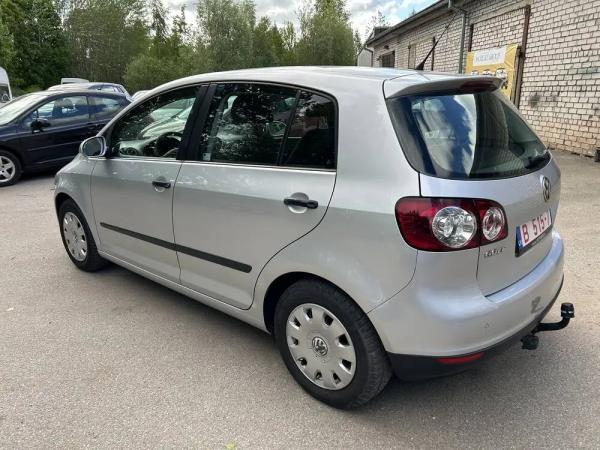 Pelēks Volkswagen Golf Plus 2006 Limbaži, ar dzinēja tilpumu 1.40 L un nobraukumu 192 tūkst. km par 3250 €, foto 6 vietnē AUTOMOTO.COM.LV