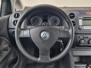 Grey Volkswagen Golf Plus 2006 in Ogre, with an engine capacity of 1.60 L and mileage of 218 thousand km for 3850 €, photo 16 on AUTOMOTO.COM.LV