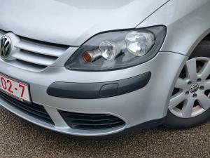 Grey Volkswagen Golf Plus 2006 in Ogre, with an engine capacity of 1.60 L and mileage of 218 thousand km for 3850 €, photo 21 on AUTOMOTO.COM.LV