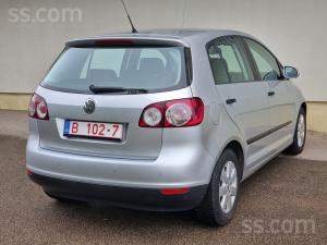 Grey Volkswagen Golf Plus 2006 in Ogre, with an engine capacity of 1.60 L and mileage of 218 thousand km for 3850 €, photo 9 on AUTOMOTO.COM.LV