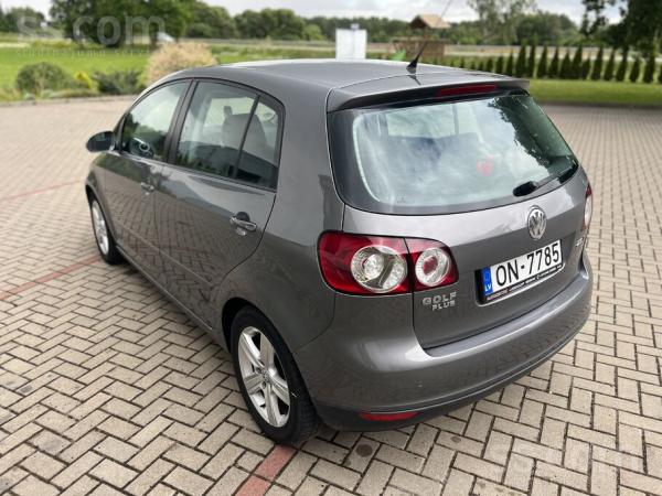 Pelēks Volkswagen Golf Plus 2006 Rēzekne, ar dzinēja tilpumu 2.00 L un nobraukumu 219 tūkst. km par 3650 €, foto 6 vietnē AUTOMOTO.COM.LV