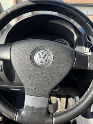 Pelēks Volkswagen Golf Plus 2006 Gargždai, ar dzinēja tilpumu 1.90 L un nobraukumu 293 tūkst. km par 2300 €, foto 9 vietnē AUTOMOTO.COM.LV