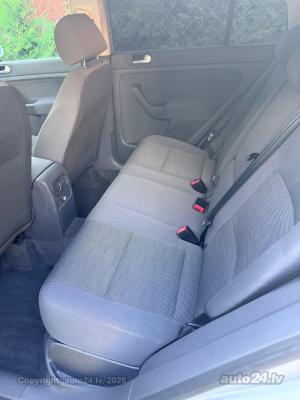 Pelēks Volkswagen Golf Plus 2006 Tallina, ar dzinēja tilpumu 1.90 L un nobraukumu 0 tūkst. km par 2200 €, foto 9 vietnē AUTOMOTO.COM.LV