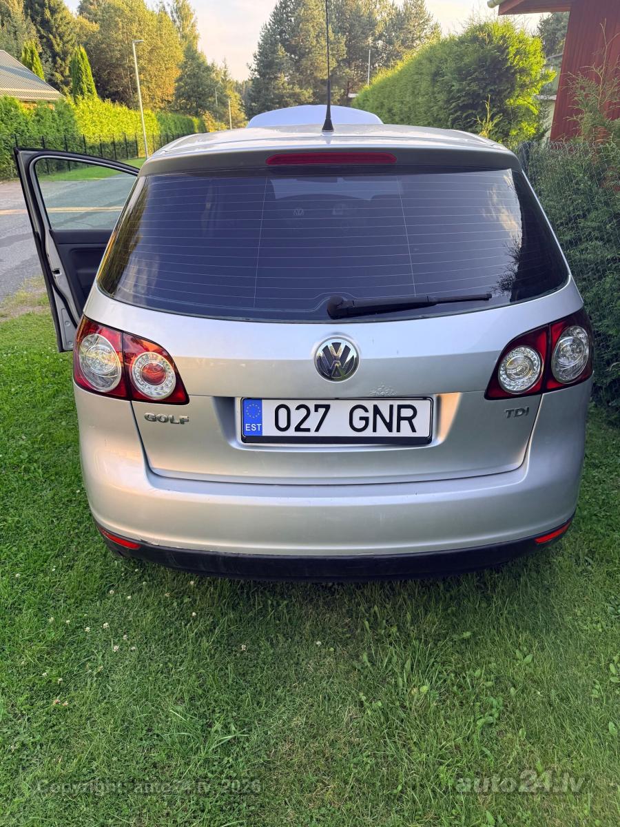 Pelēks Volkswagen Golf Plus 2006 Tallina, ar dzinēja tilpumu 1.90 L un nobraukumu 0 tūkst. km par 2200 €, foto 13 vietnē AUTOMOTO.COM.LV