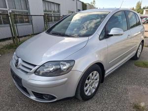 Pelēks Volkswagen Golf Plus 2006 Utena, ar dzinēja tilpumu 1.90 L un nobraukumu 250 tūkst. km par 2300 €, foto  vietnē AUTOMOTO.COM.LV