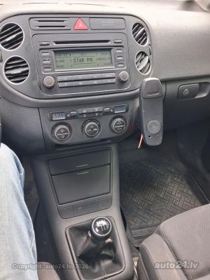 Grey Volkswagen Golf Plus 2006 in Parnu, with an engine capacity of 1.90 L and mileage of 360 thousand km for 1300 €, photo 6 on AUTOMOTO.COM.LV