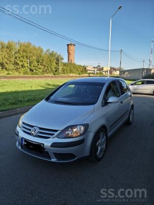 Pelēks Volkswagen Golf Plus 2006 Daugavpils, ar dzinēja tilpumu 1.90 L un nobraukumu 345 tūkst. km par 1300 €, foto 3 vietnē AUTOMOTO.COM.LV